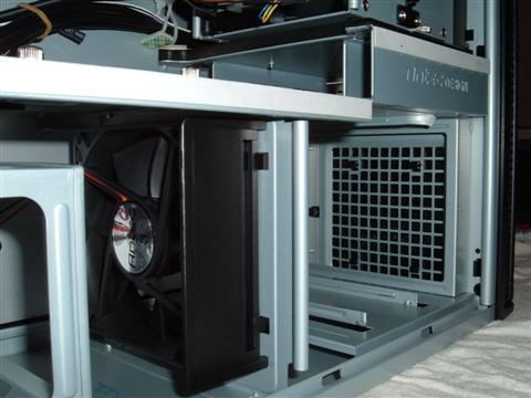 Antec Performance One P182 - Bjorn3D.com